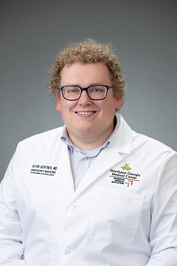 Meet Our Emergency Medicine Residents - NGMC GME